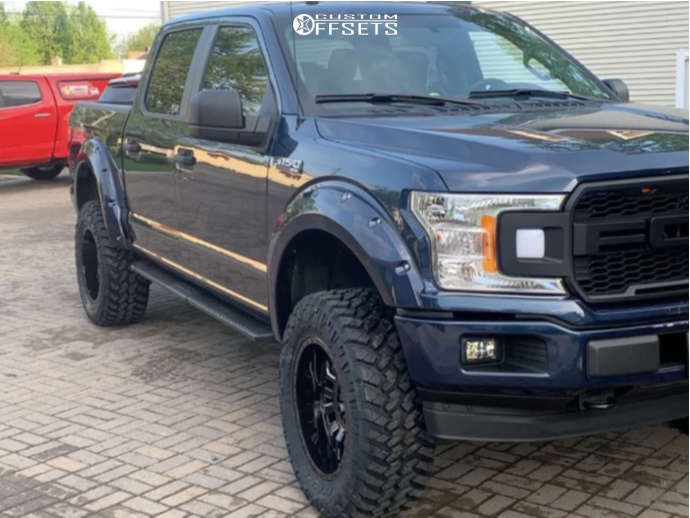 2018 Ford F-150 with 20x10 -18 Fuel Sledge and 35/12.5R20 Nitto Trail ...