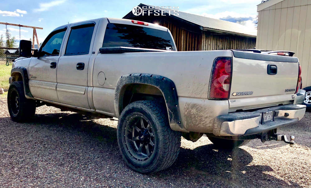 2005 Chevrolet Silverado 2500 HD Wheel Offset Aggressive > 1" Outside ...