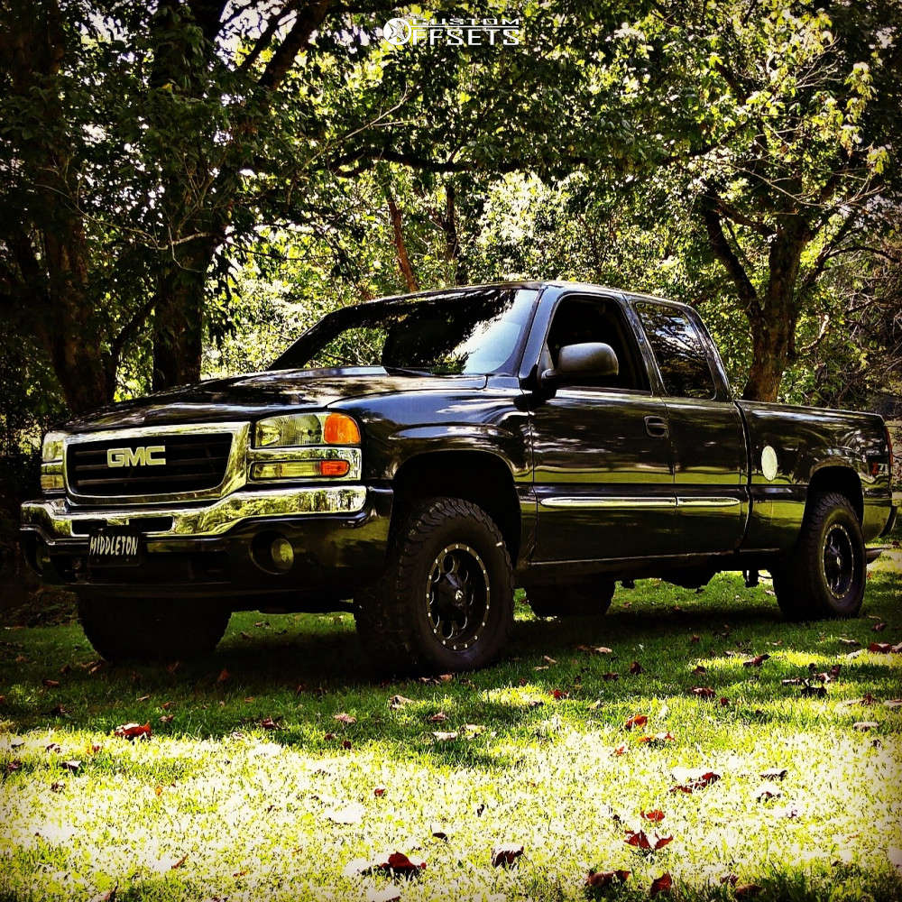 2004 GMC Sierra 1500 with 16x8 -12 Fuel Revolver and 285/75R16 ...