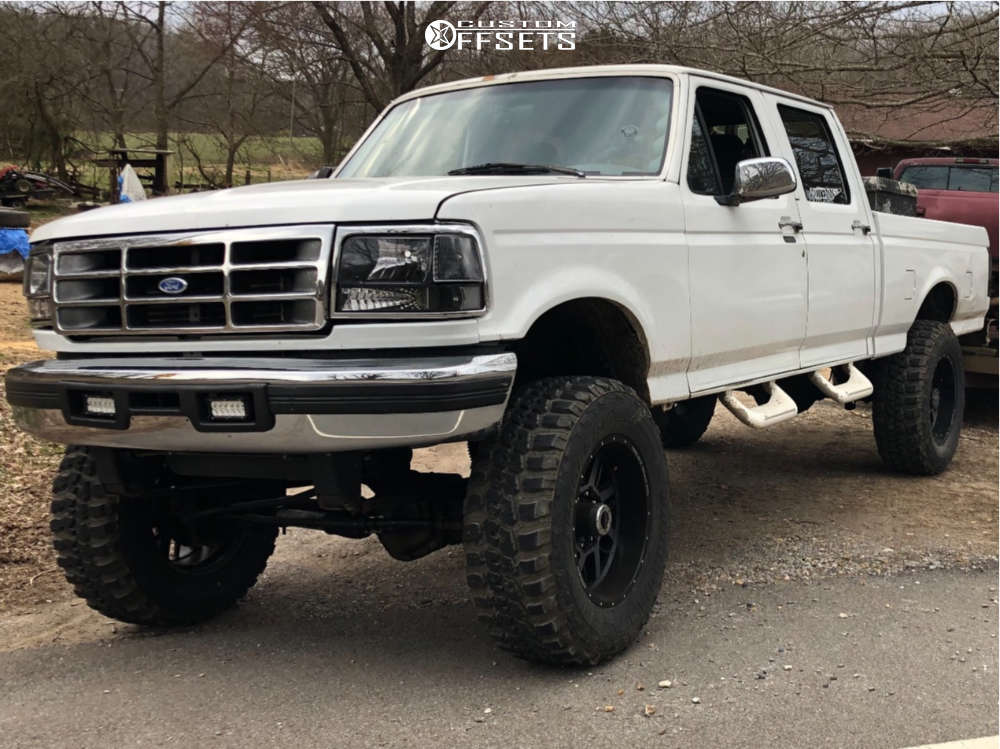 1997 Ford F-250 with 20x10 -24 Anthem Off-Road Gunner and 37/12.5R20 ...