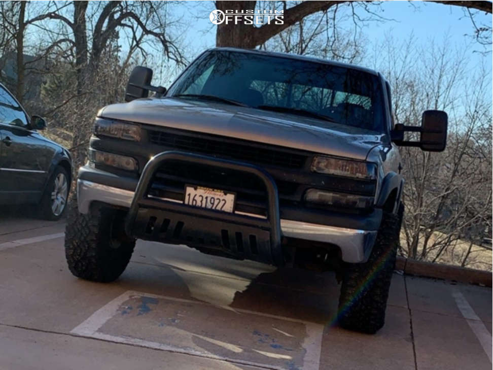 2001 Chevrolet Silverado 1500 with 16x8 0 Raceline Raptor and 285/75R16 ...