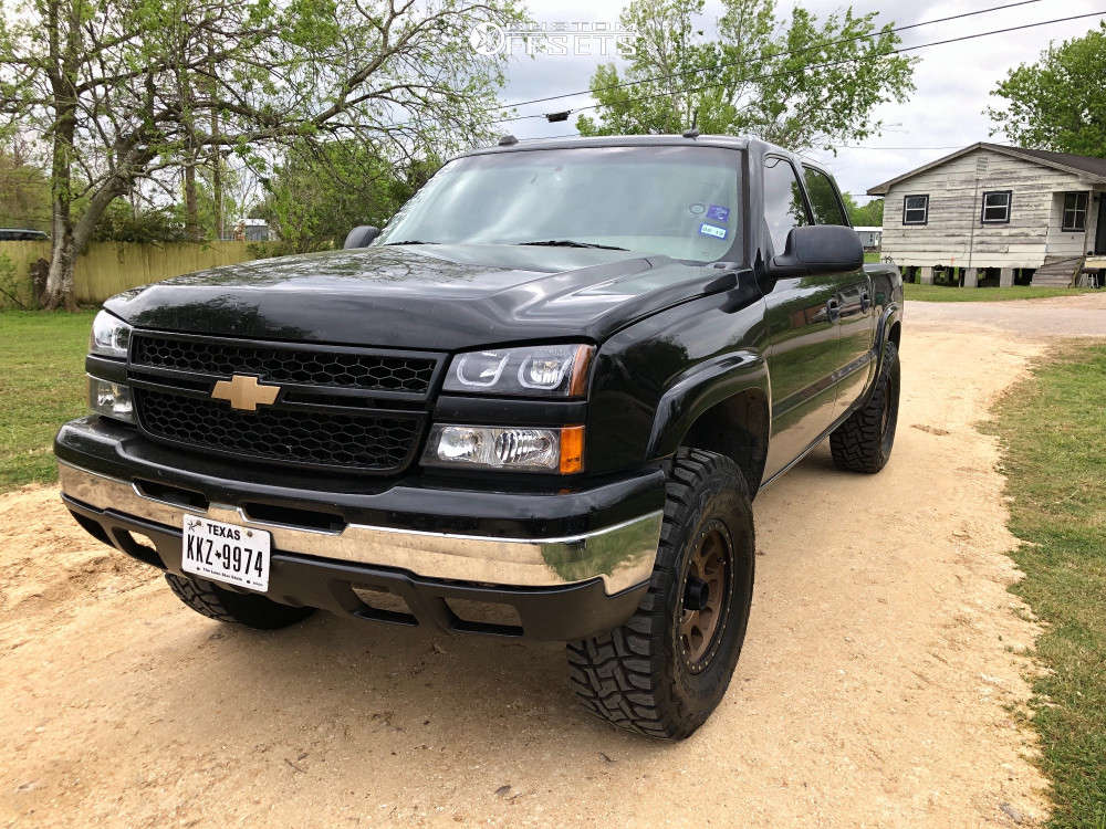 2005 Chevy Silverado Leveling Custom Offsets 2005 Chevrolet