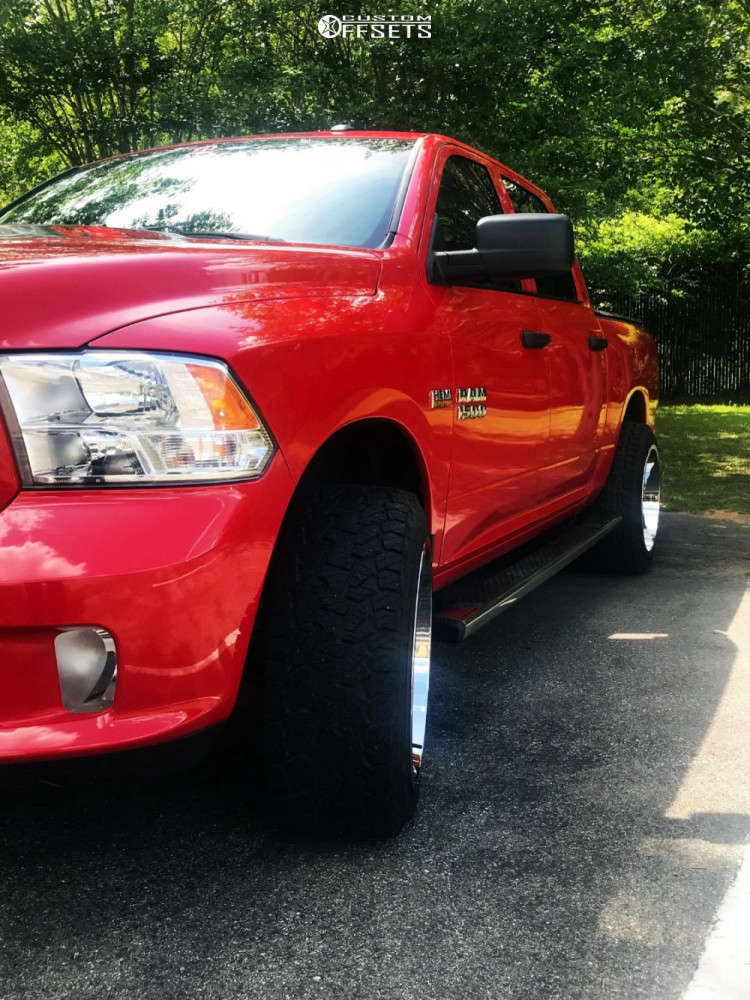 2017 Ram 1500 with 22x12 -44 RBP Forged Glock and 305/45R22 Hankook ...