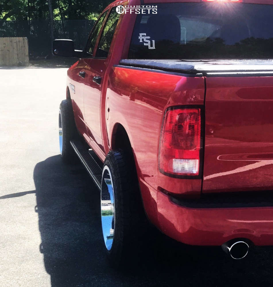 2017 Ram 1500 with 22x12 -44 RBP Forged Glock and 305/45R22 Hankook ...