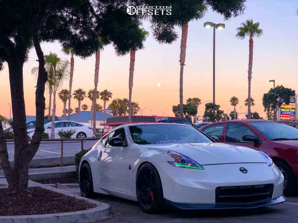 2015 Nissan 370Z with 19x9.5 22 Varrstoen Es2 and 265/35R19 Michelin ...