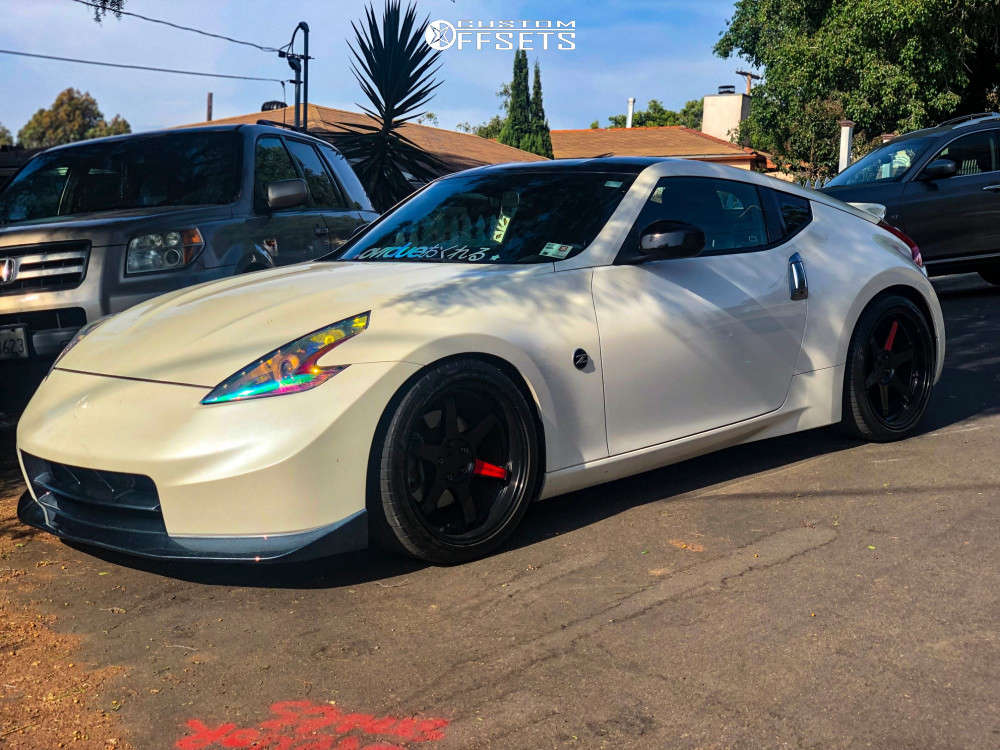 2015 Nissan 370Z with 19x9.5 22 Varrstoen Es2 and 265/35R19 Michelin ...