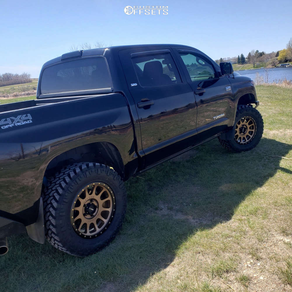 2017 Toyota Tundra with 20x9 25 Method Nv and 35/12.5R20 Nitto Trail ...