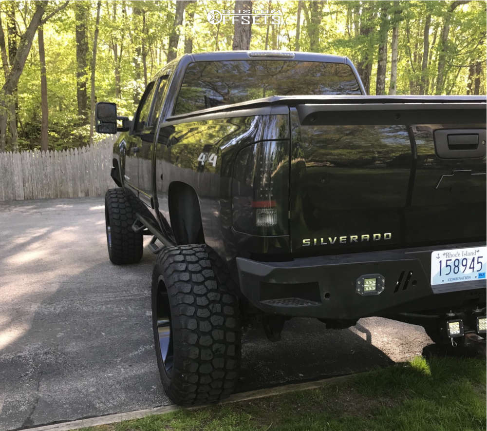 2013 Chevrolet Silverado 1500 with 22x12 -44 RBP 73r and 37/13.5R22 ...