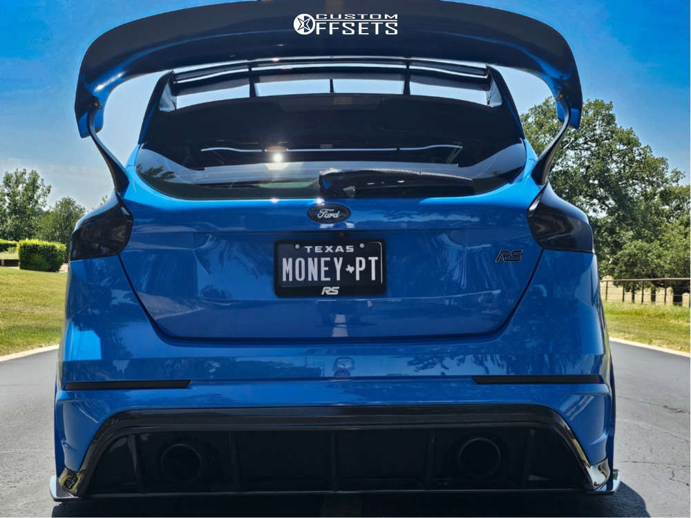 2016 Ford Focus with 18x9.5 38 Kansei Roku and 255/35R18 Toyo Tires ...