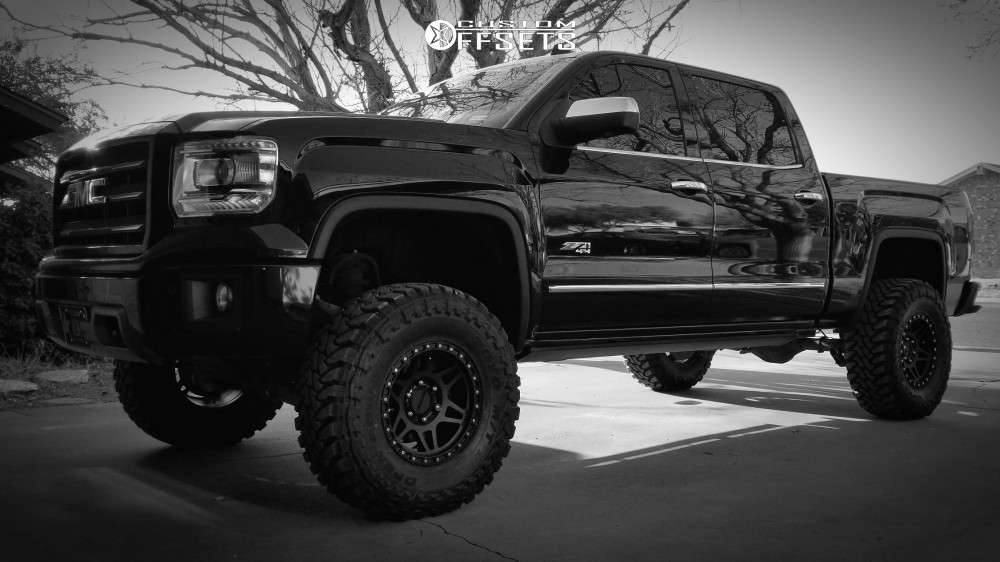 2015 GMC Sierra 1500 with 17x9 -12 Method Mr312 and 35/12.5R17 Toyo ...