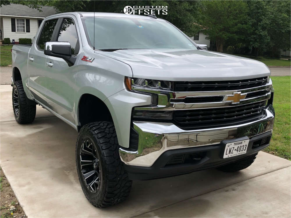 2019 Chevrolet Silverado 1500 with 20x10 -18 Fuel Assault and 35/12 ...
