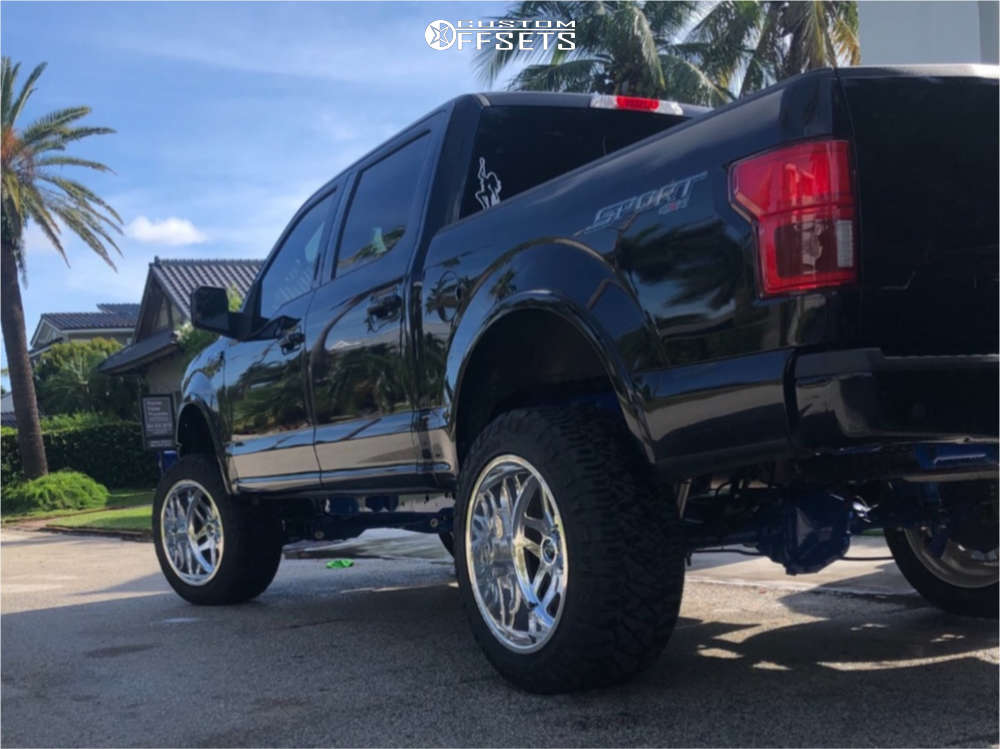 2018 Ford F-150 with 22x12 -51 Fuel Forged Ff66 and 35/12.5R22 Nitto ...