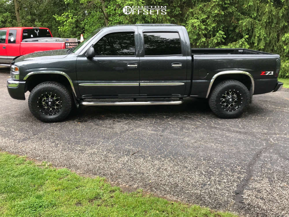 2004 GMC Sierra 1500 with 17x9 -12 Dropstars 645mb and 285/70R17 Toyo ...