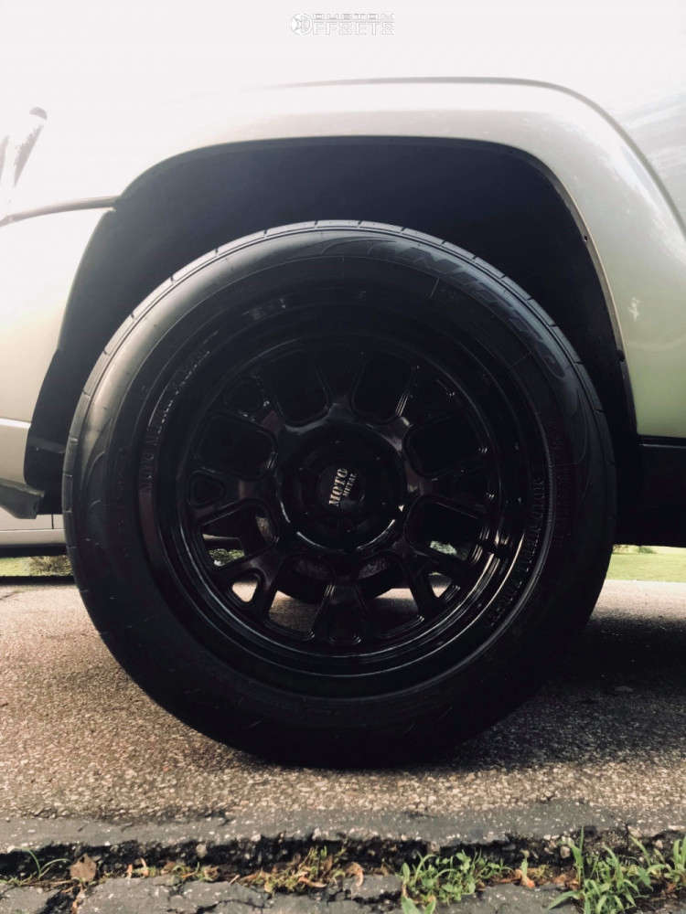 2007 Chevrolet Trailblazer with 20x10 -24 Moto Metal Mo404 and 265 ...