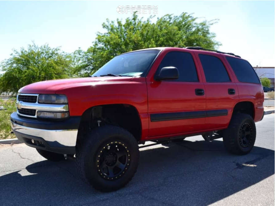 2001 Chevrolet Tahoe with 18x9 18 Method Con6 and 33/12.5R18 Crosswind ...