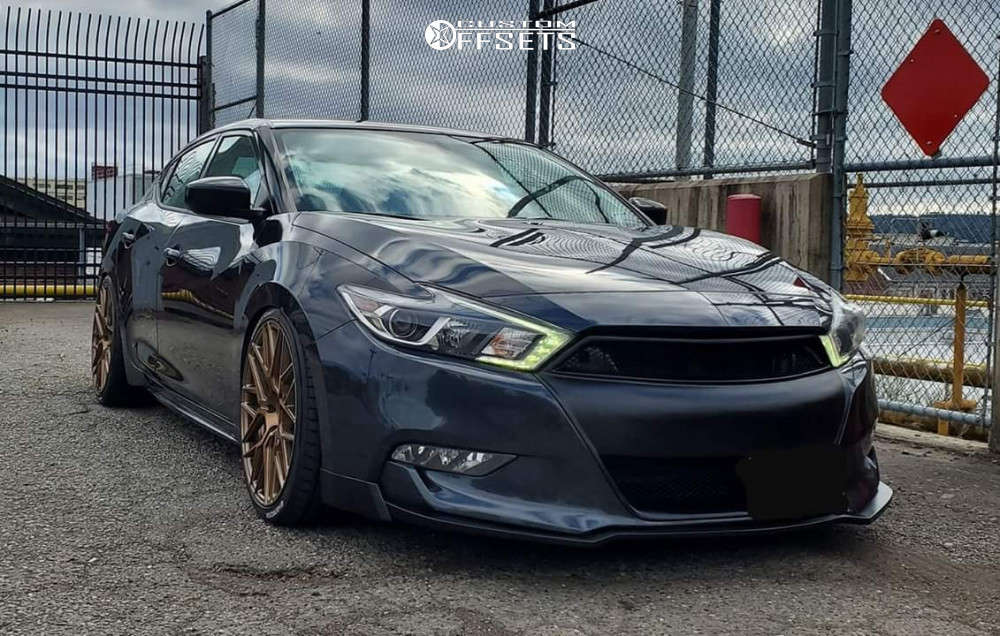 2017 Nissan Maxima with 20x9 35 Rohana Rfx10 and 245/35R20 Hankook ...