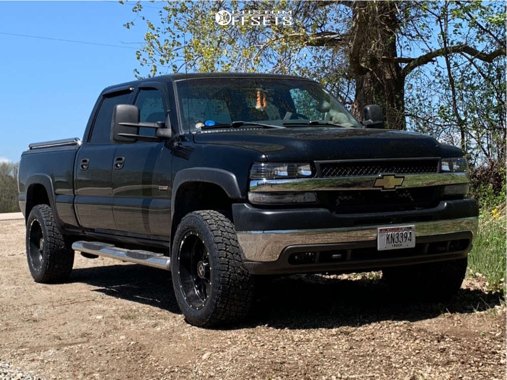 2002 Chevrolet Silverado 2500 HD with 20x10 -19 Hostile Sprocket and ...