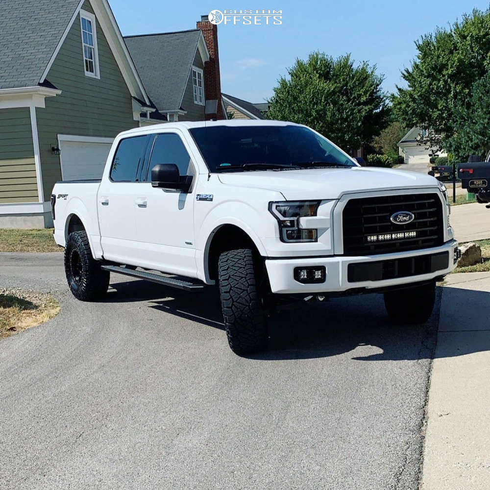2016 Ford F-150 with 17x8.5 0 Method Nv and 35/12.5R17 Nitto Ridge ...