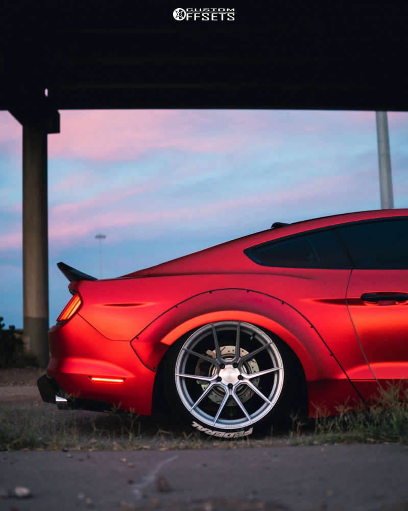 2016 Ford Mustang with 20x12 0 Ferrada F8-FR8 and 285/30R20 Federal 595 ...