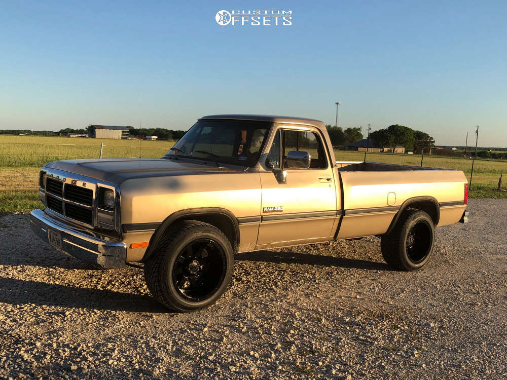1992 Dodge D250 with 20x12 -44 Gear Off-Road 726b and 305/50R20 Toyo ...