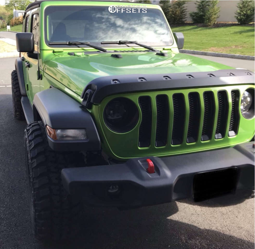 2018 Jeep Wrangler with 20x10 -19 Scorpion Sc29 and 35/12.5R20 Federal ...