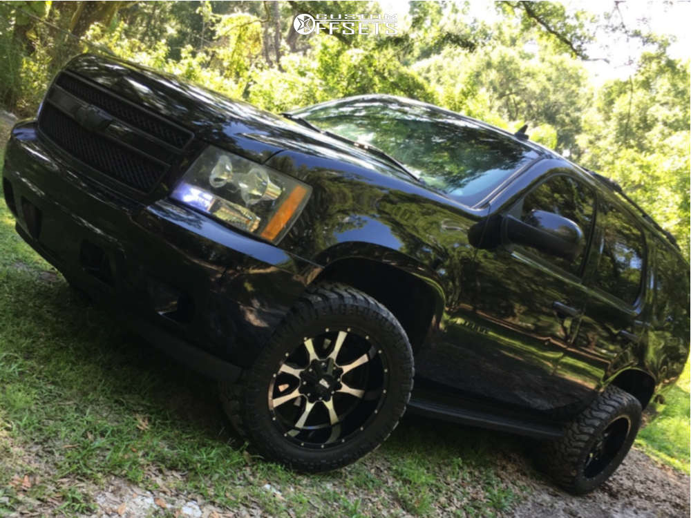 2007 Chevrolet Tahoe with 20x10 -24 Moto Metal Mo970 and 33/12.5R20 ...
