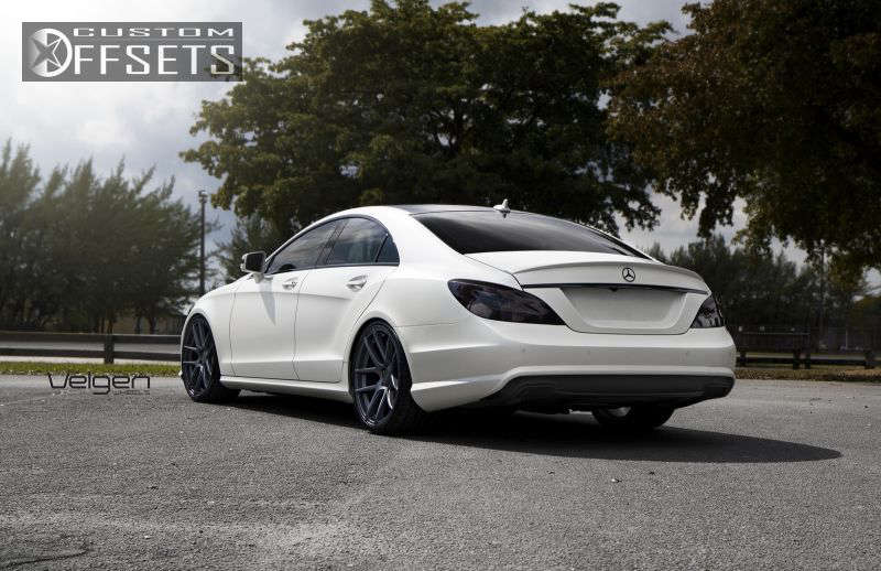 2012 Mercedes-Benz CLS550 with 20x9 30 Velgen VMB5 and 255/30R20 ...