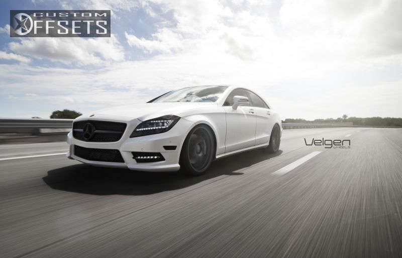 2012 Mercedes-Benz CLS550 with 20x9 30 Velgen VMB5 and 255/30R20 ...