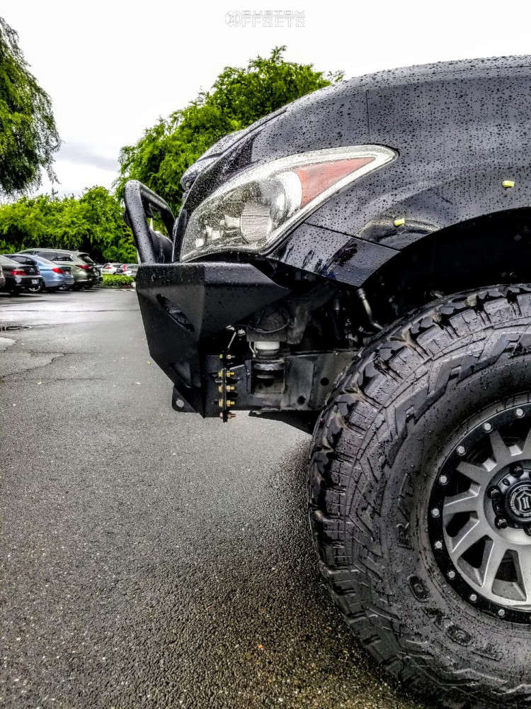 2011 INFINITI QX56 with 17x8.5 Icon Compression and 37/13.5R17 Toyo ...