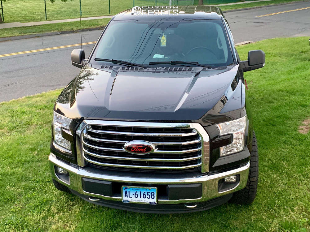2015 Ford F-150 with 20x10 -18 Fuel Vortex and 265/60R20 Falken ...