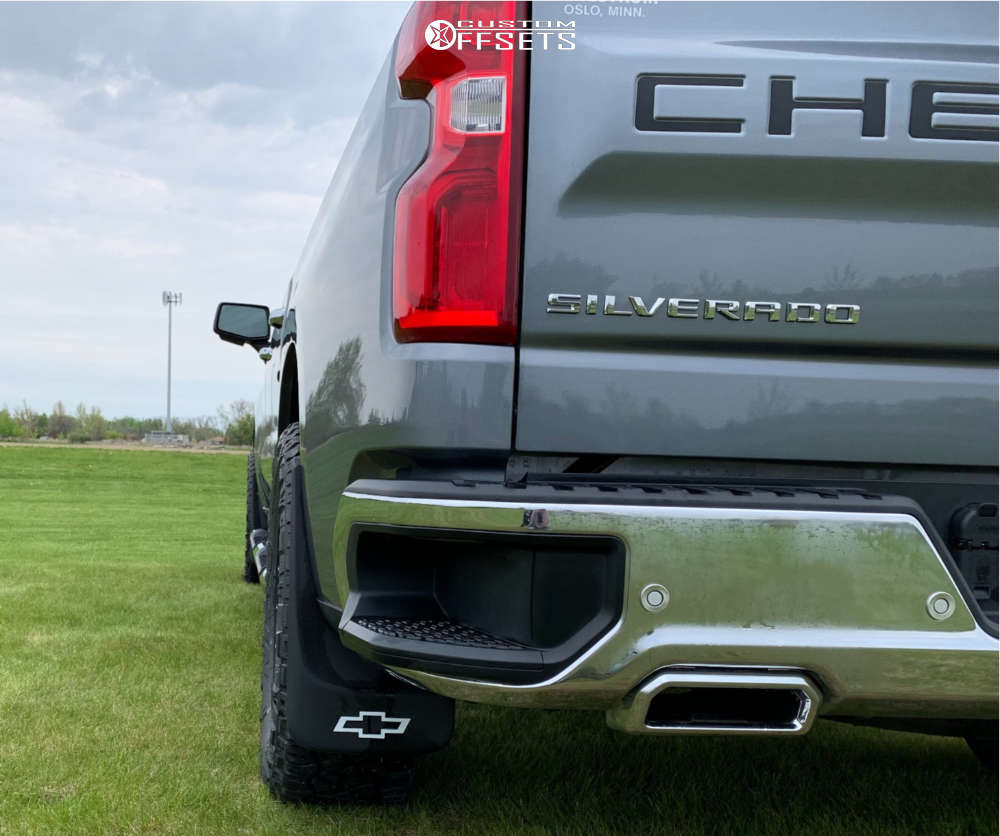 2019 Chevrolet Silverado 1500 with 20x9 1 Fuel Lethal and 305/55R20 ...