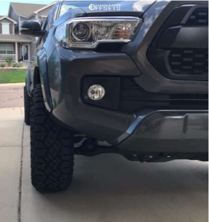 2016 Toyota Tacoma with 17x9 -12 Fuel Vector and 265/70R17 Goodyear ...