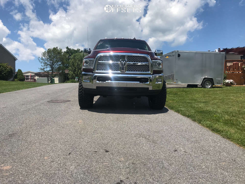 2018 Ram 2500 with 20x10 -25 Fuel Forged FF19 and 35/12.5R20 Toyo Tires ...