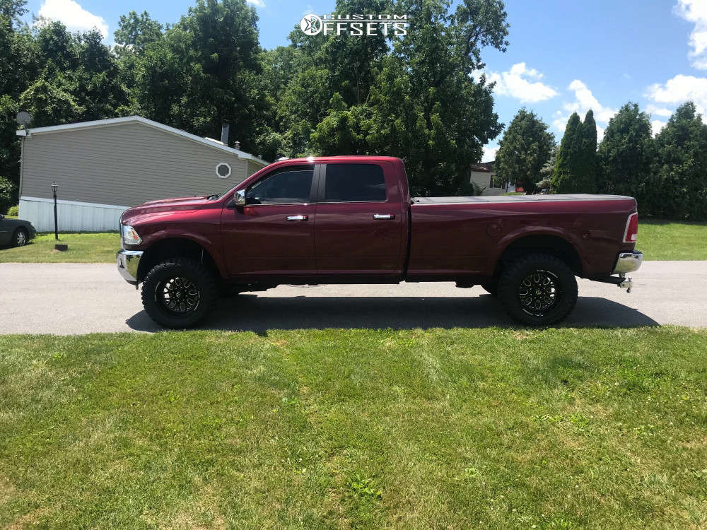 2018 Ram 2500 with 20x10 -25 Fuel Forged FF19 and 35/12.5R20 Toyo Tires ...