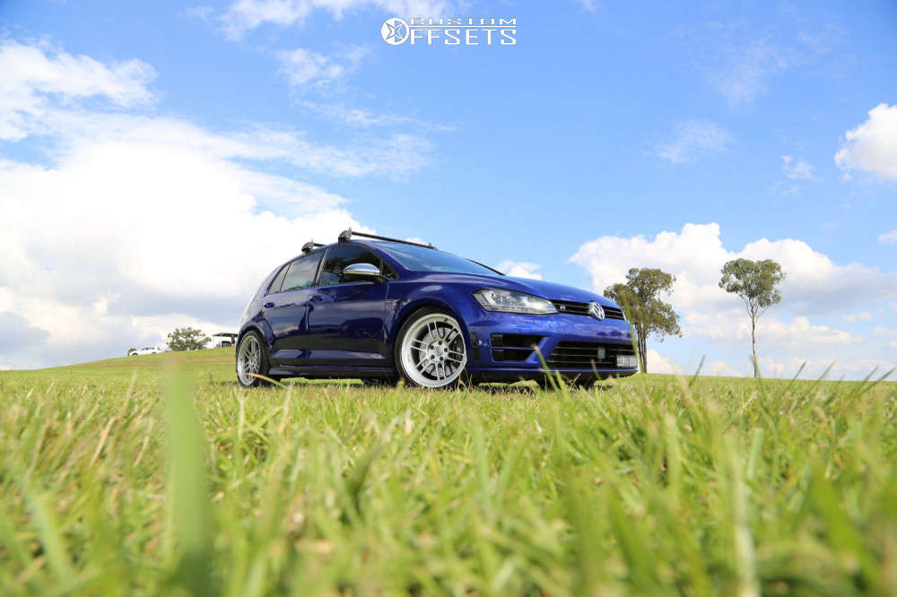 2017 Volkswagen Golf R with 18x9 35 Enkei RPF1 and 235/40R18 Michelin ...