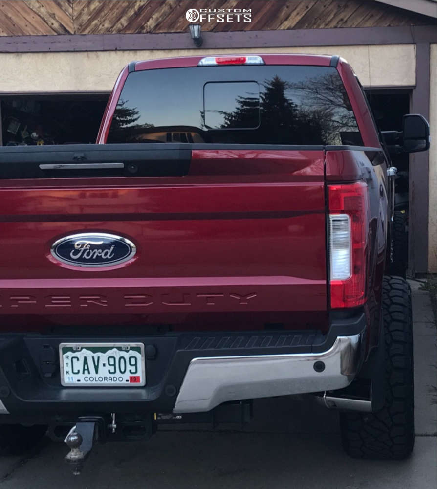 2017 Ford F-350 Super Duty with 22x12 -51 Vision Sliver and 35/12.5R22 ...