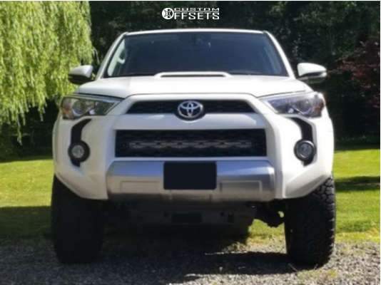 2014 Toyota 4Runner with 17x9 -6 Pro Comp Series 40 and 285/70R17 ...