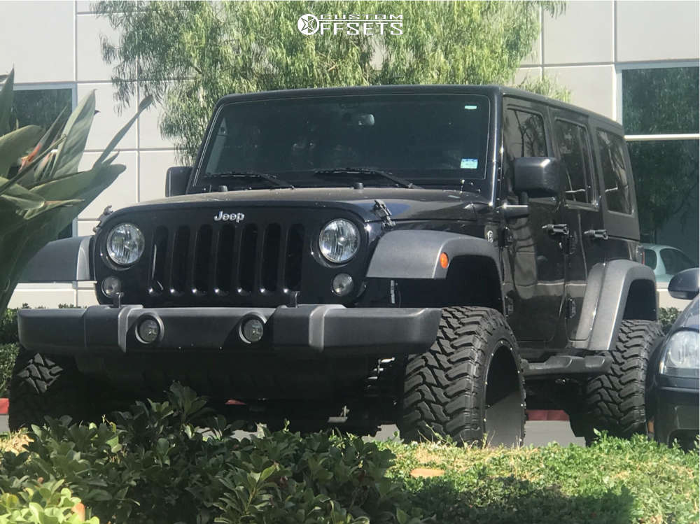 2015 Jeep Wrangler with 22x12 -51 Vision Rocker and 35/12.5R22 Atturo ...