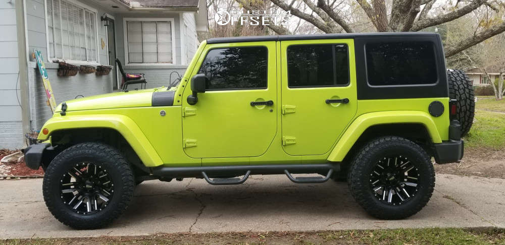2017 Jeep Wrangler JK with 18x10 -24 Moto Metal Razor and 33/12.5R18 ...
