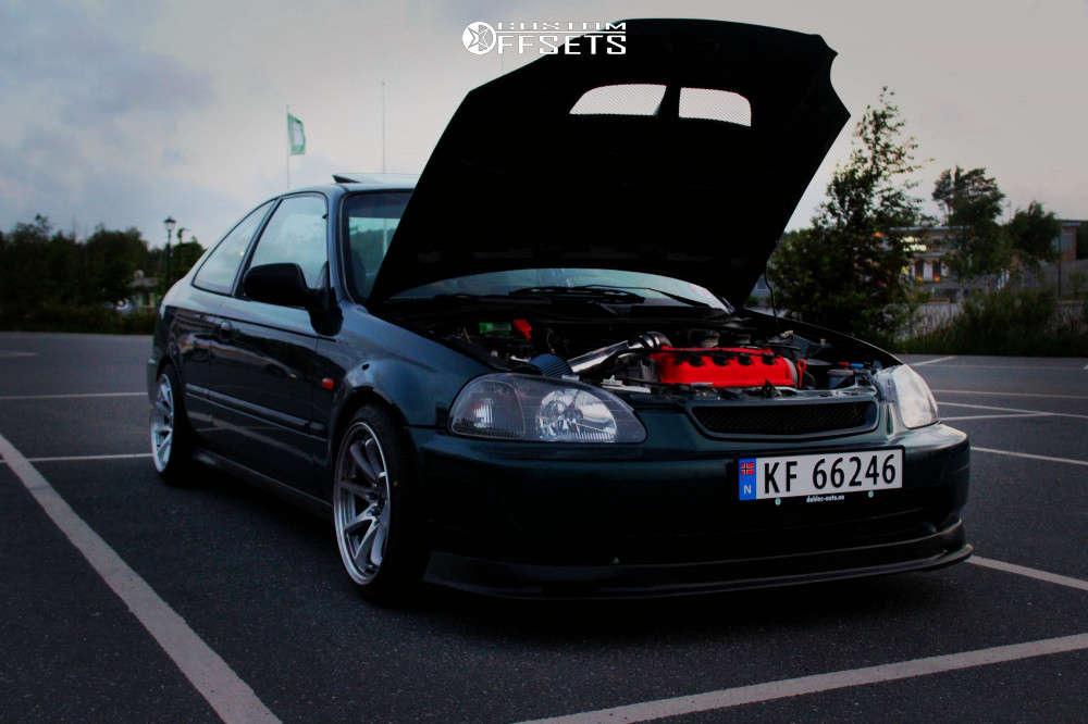 1997 Honda Civic with 16x8.25 25 JNC Jnc006 and 205/40R16 Nankang NS-20 ...