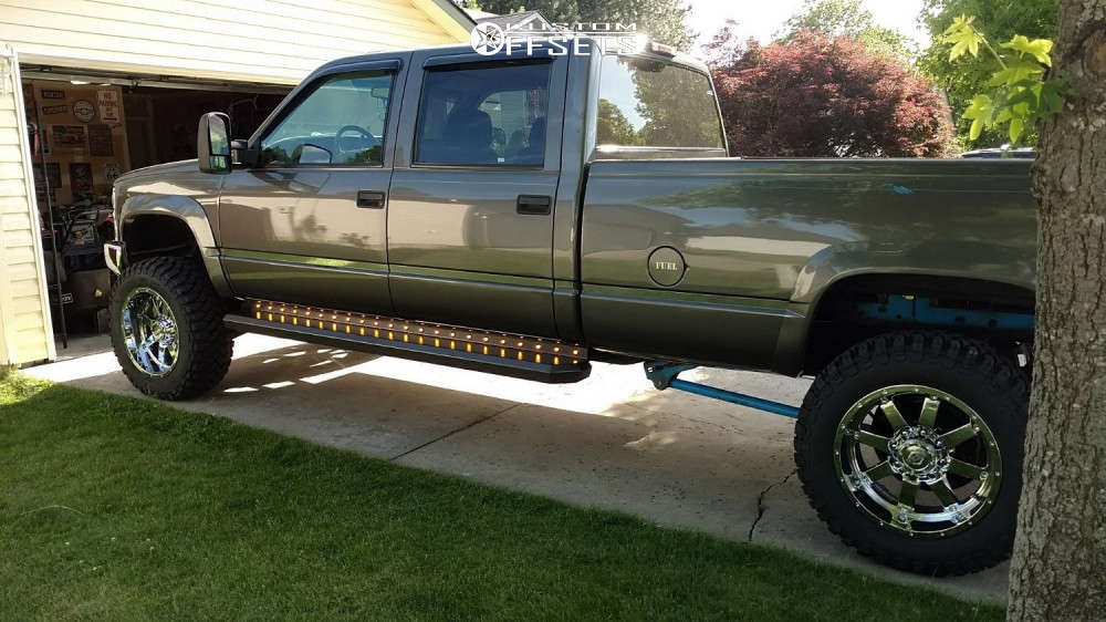 2000 Chevrolet K3500 with 20x10 -19 Gear Off-Road Big Block and 35/12 ...