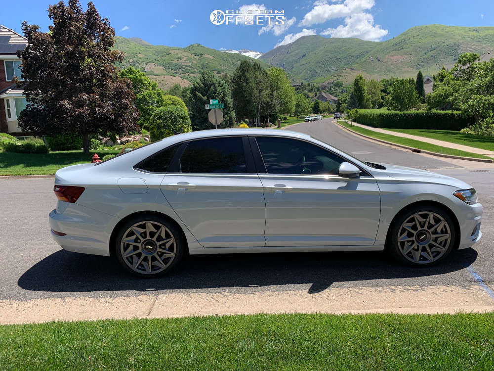 2019 Volkswagen Jetta with 19x8.5 35 Rotiform Cvt and 235/35R19 Nitto ...
