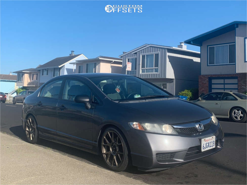 2008 Honda Civic with 17x8 40 Konig Ampliform and 205/40R17 Nankang NS ...