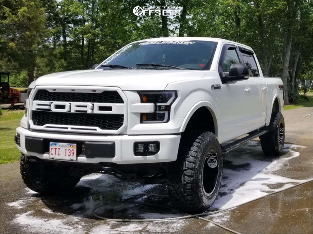 2016 Ford F-150 with 18x12 -44 Fuel Maverick and 35/12.5R18 Toyo Tires ...
