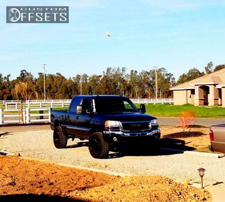 2005 GMC Sierra 1500 with 20x10 1 Ultra Black and 33/12.5R20 Federal ...