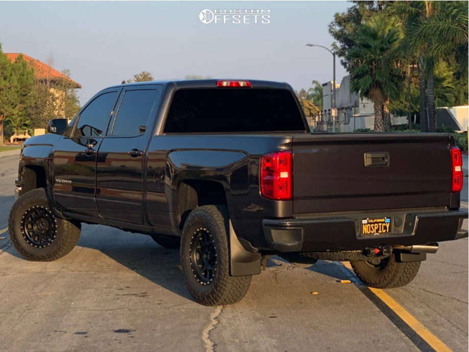 2015 Chevrolet Silverado 1500 with 17x8.5 0 Method Mesh and 275/70R17 ...