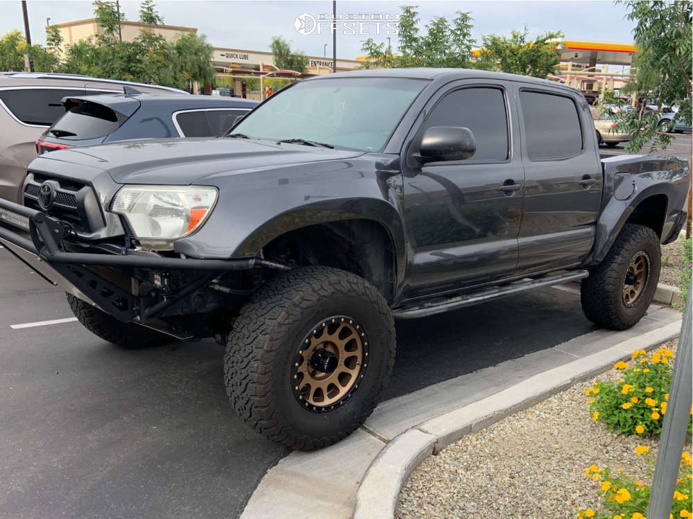 2014 Toyota Tacoma with 17x8.5 0 Method Nv and 315/70R17 BFGoodrich All ...