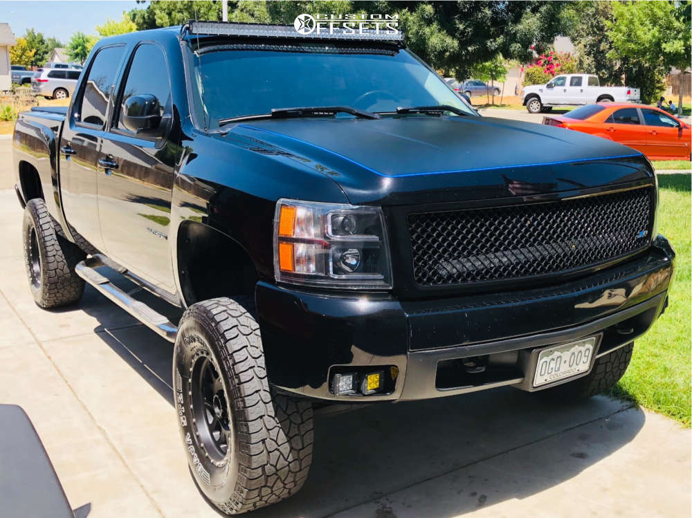 2008 Chevrolet Silverado 1500 with 17x8.5 0 Method Mesh and 315/75R17 ...