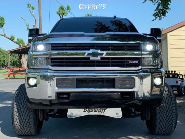 2015 Chevrolet Silverado 2500 HD with 24x14 -75 Fuel Contra and 305 ...
