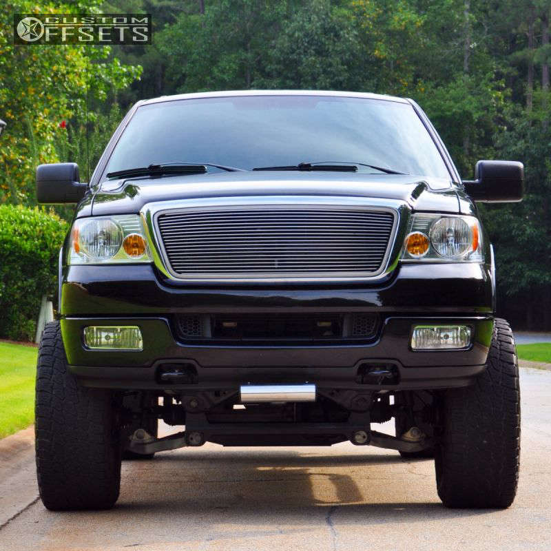 2005 Ford F-150 with 20x10 -18 Moto Metal MO951 and 35/12.5R20 Nitto ...